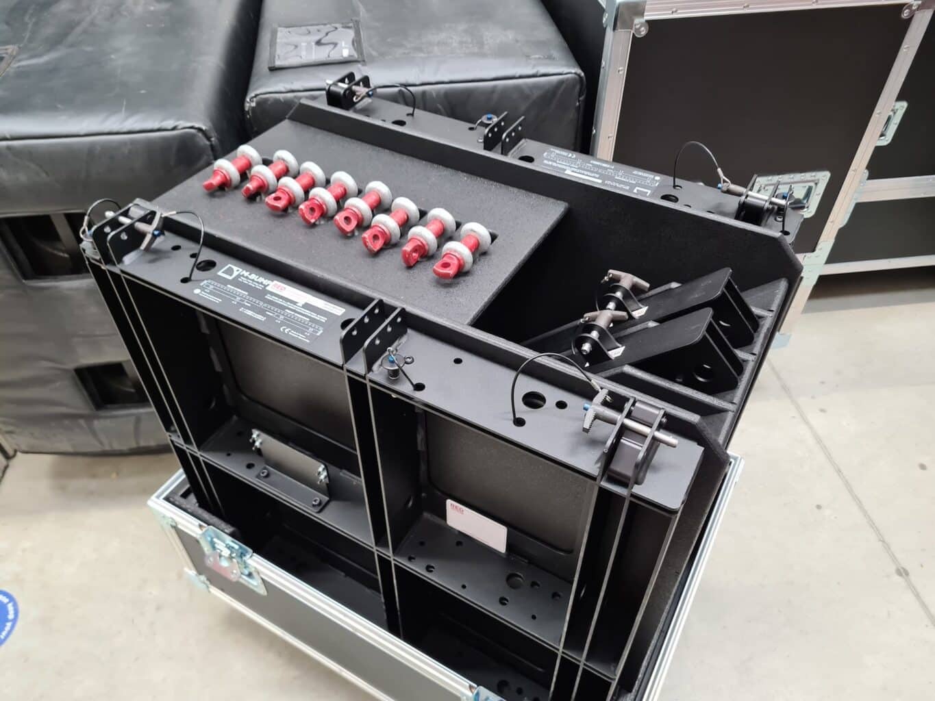 L-Acoustics Kara Rigging Kit (M-BUMP / M-BAR / ANGARMEX) for Hire - Red ...